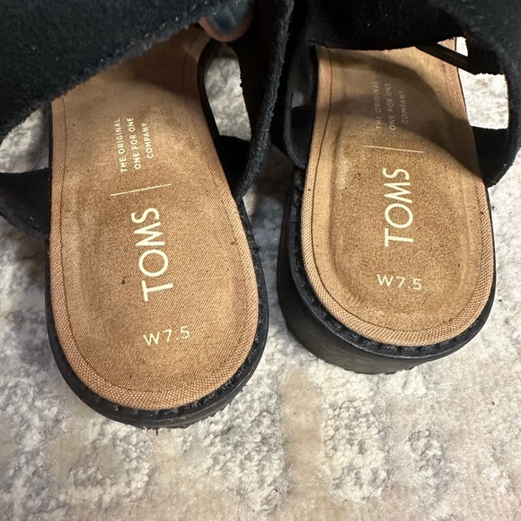 Toms | Shoes | Toms Camilia Leather Block Heel Sandals | Poshmark